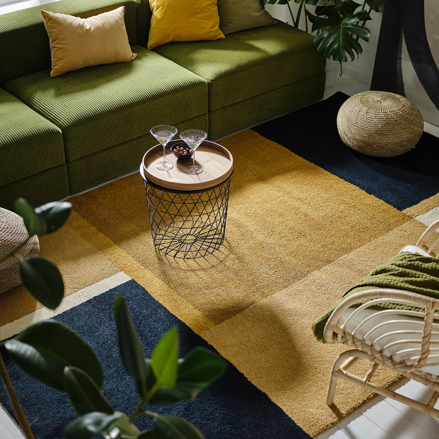 SKRIFTSPRÅK rug, low pile yellow-brown/dark blue - IKEA