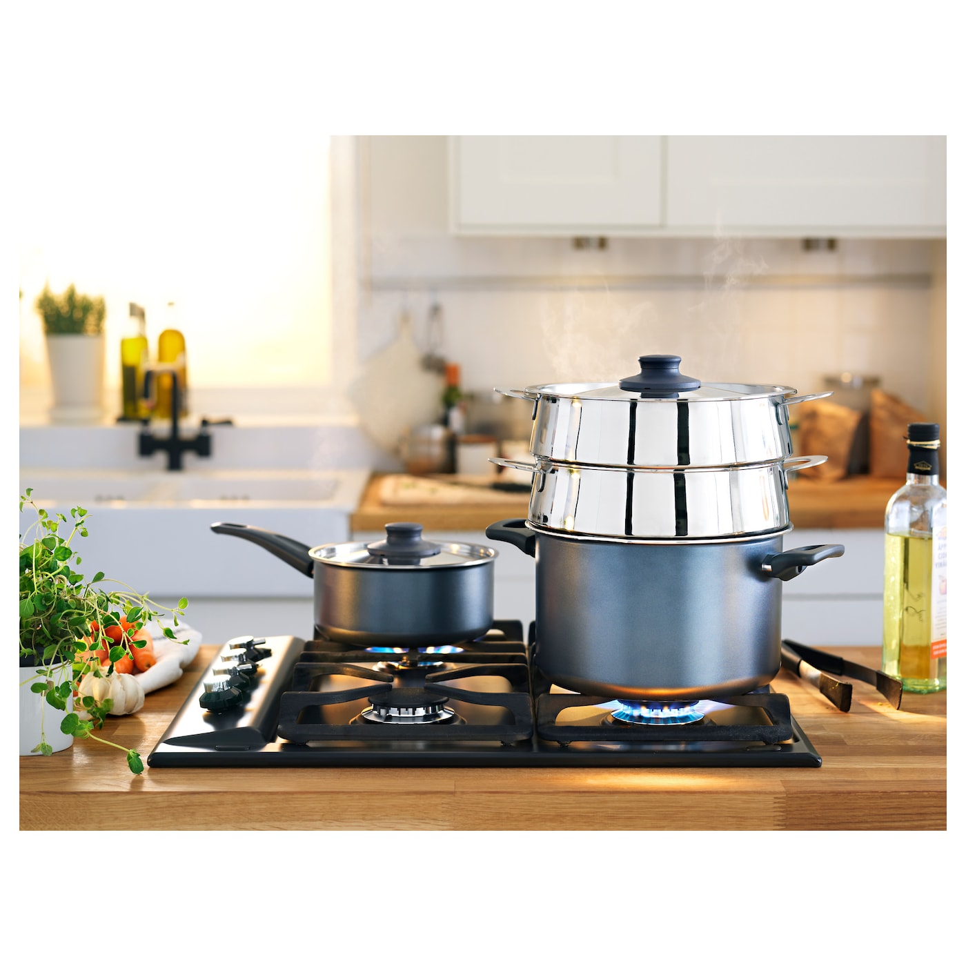 Pot with steamer insert store