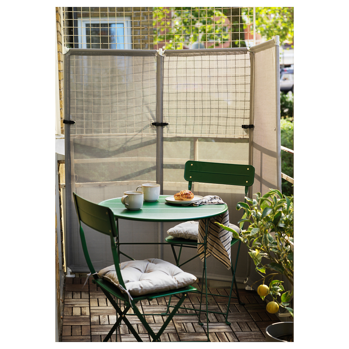 SUNDSÖ table, outdoor green - IKEA