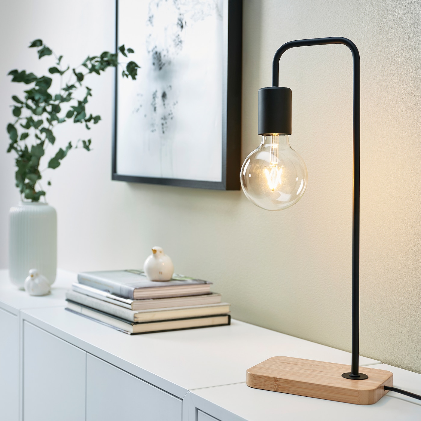 TVÄRHAND table lamp black/bamboo - IKEA