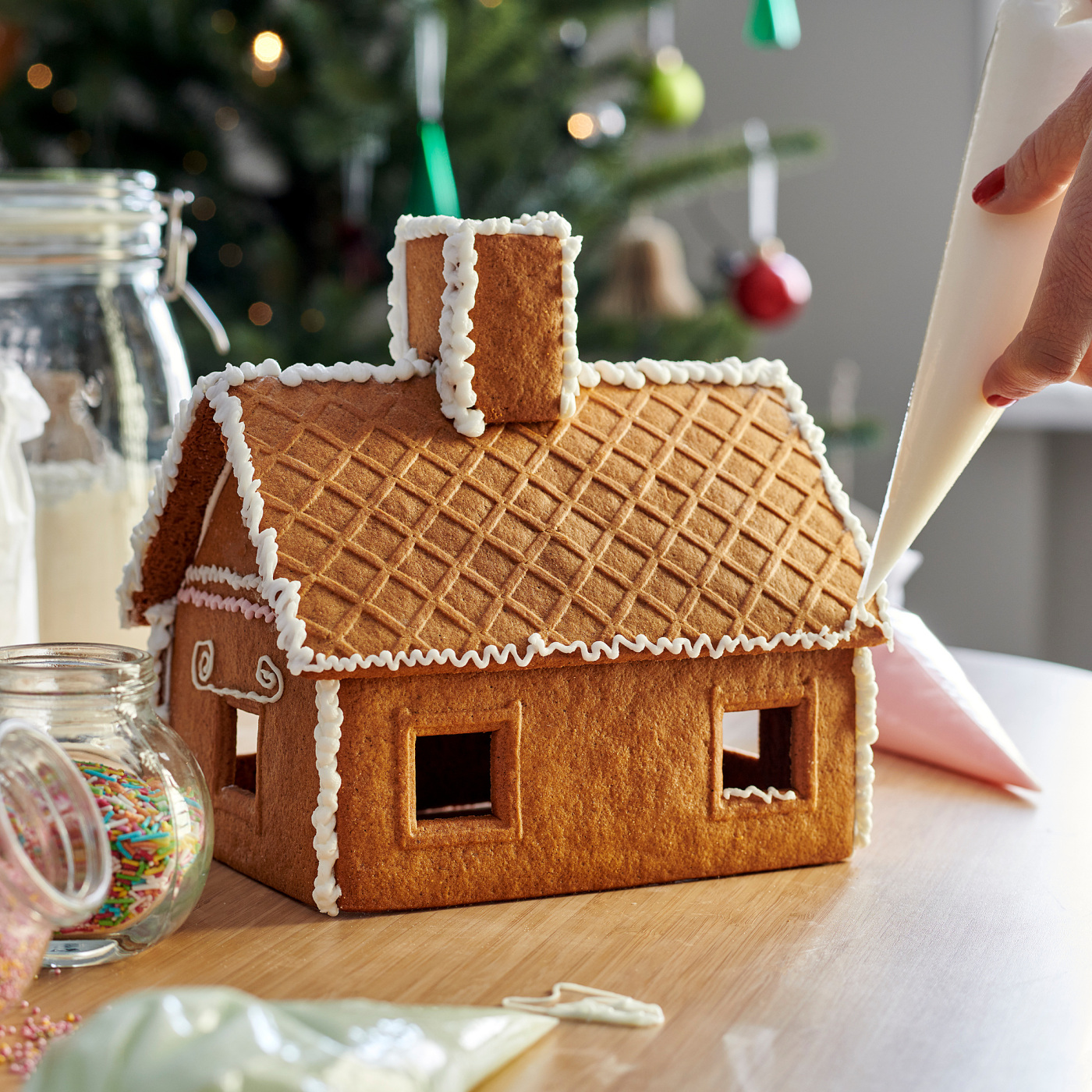 VINTERSAGA gingerbread house - IKEA