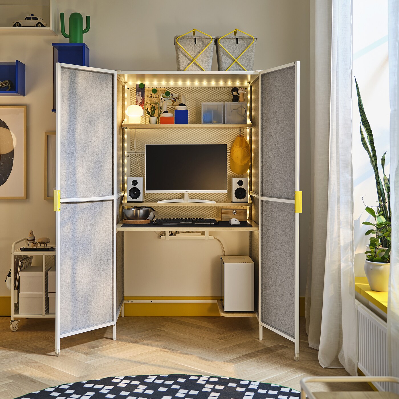 BRÄNNBOLL 布朗伯 电竞站 淡灰色/白色 - IKEA