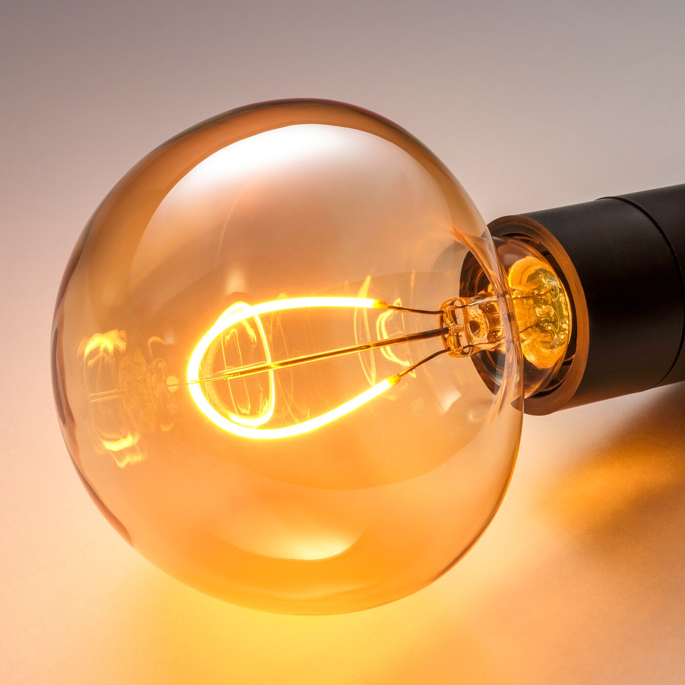 JÄLLBY 加尔比 / MOLNART 莫那特 吊灯附灯泡 纺织品 镀镍/蘑菇 褐色透明玻璃 - IKEA